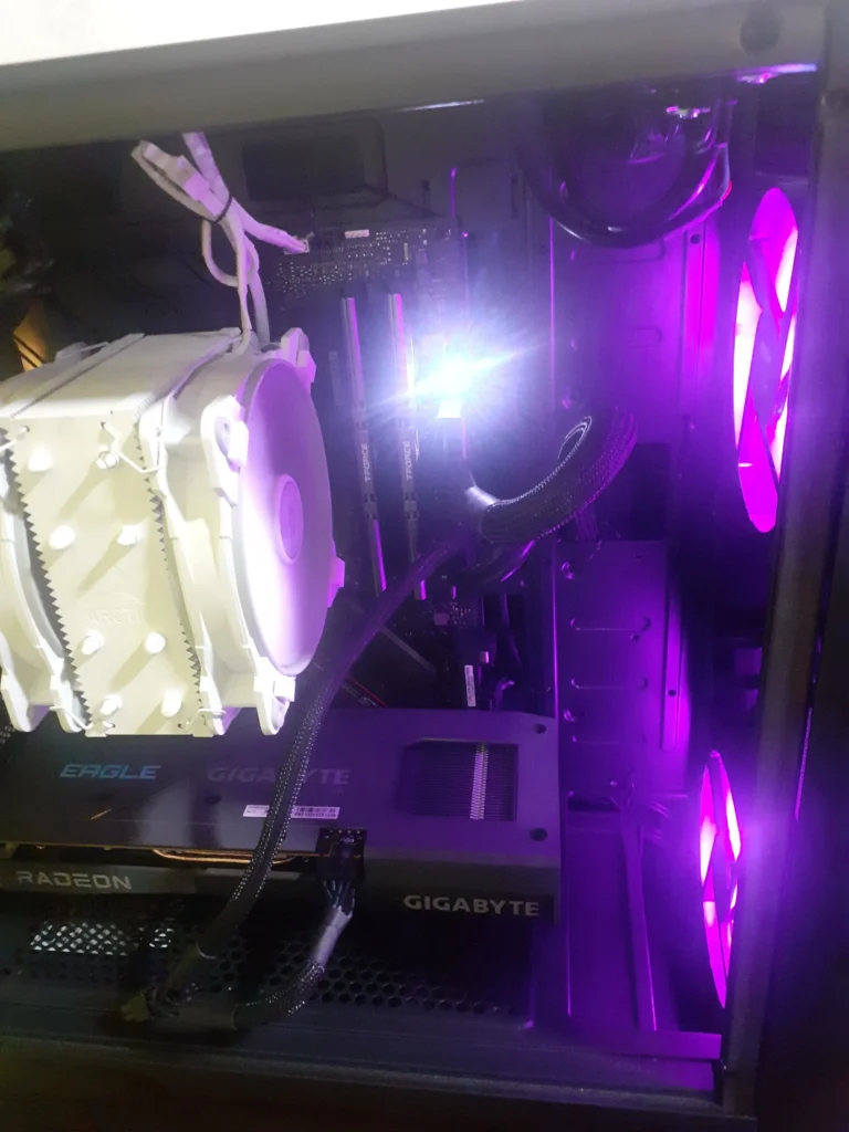 Luz led pc siempre prendida de diagnóstico y soluciones | Leds AR